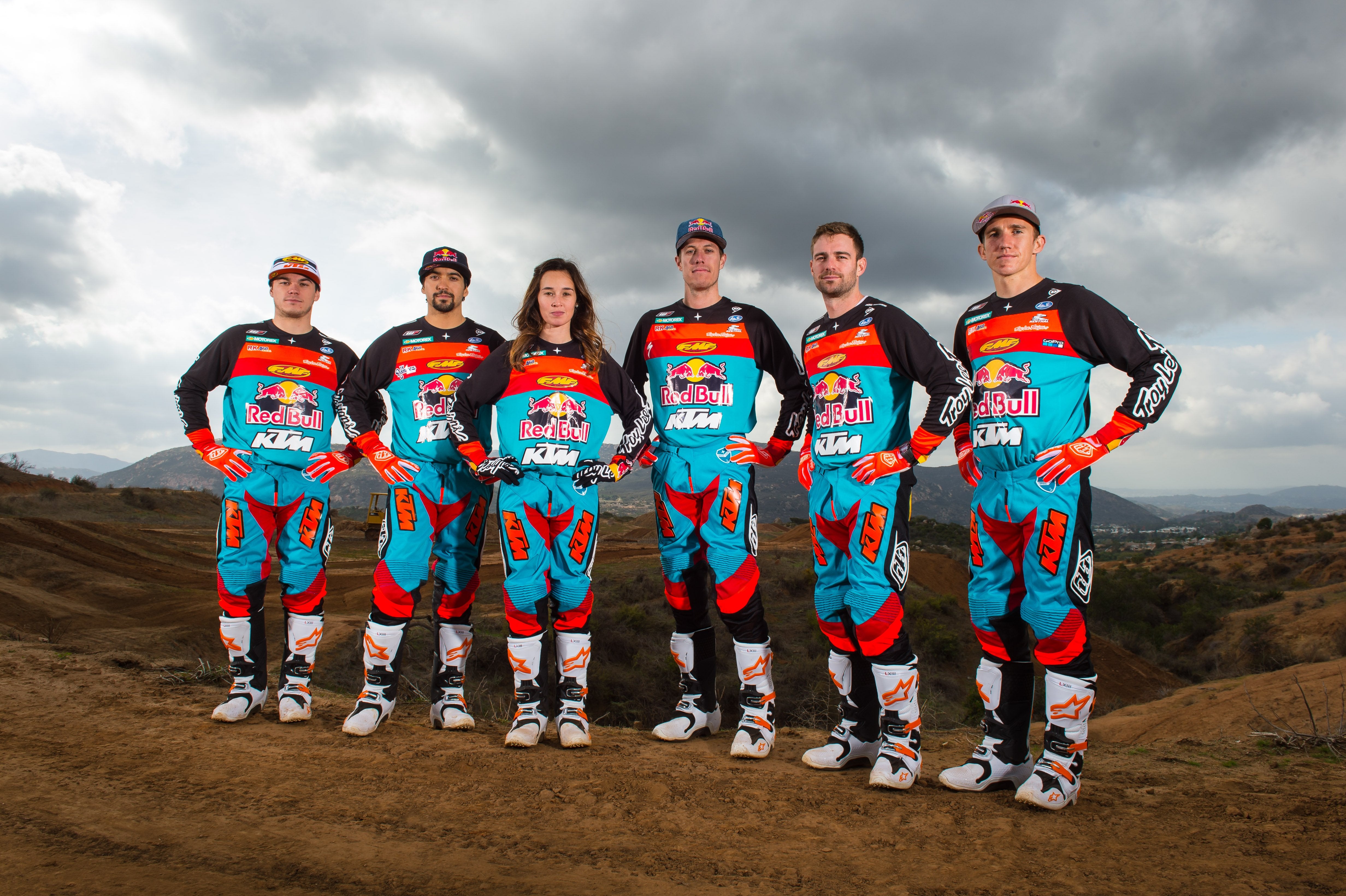 2017 KTM Off Road Team Introduction – Troy Lee Designs